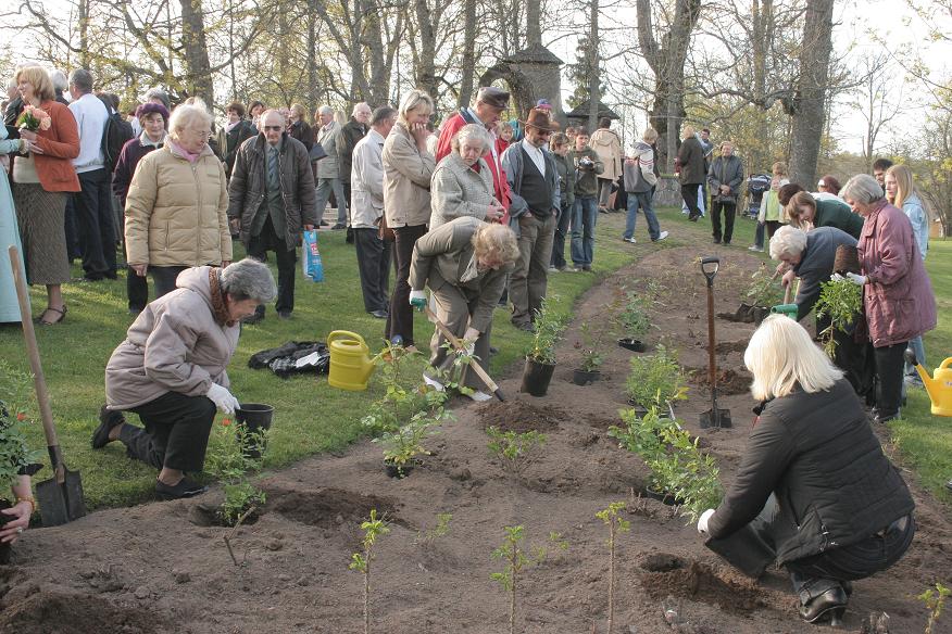 With Love Against War. About the hot hell and a piece of the Kingdom of ...